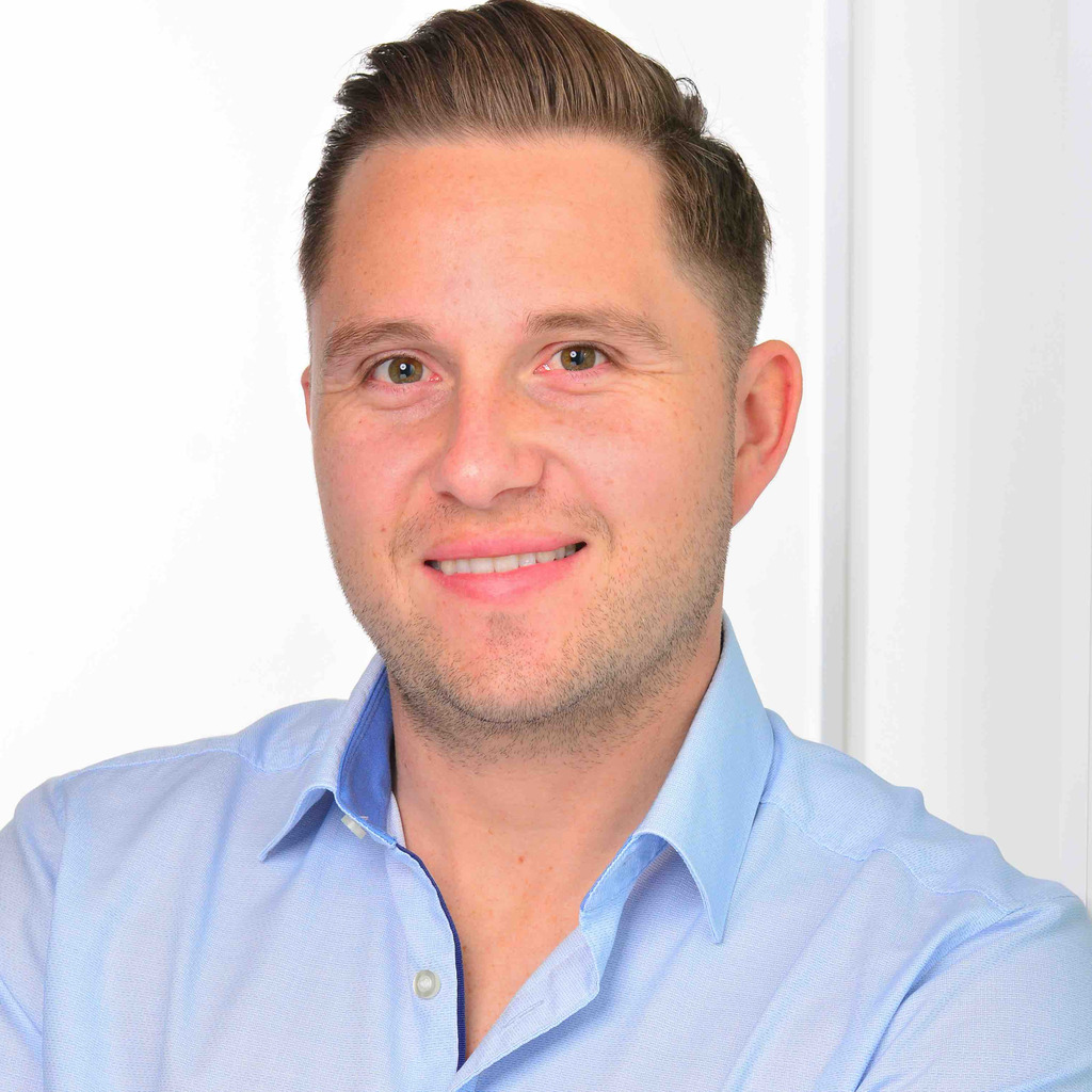 Christopher Schlegel - Vertriebsmitarbeiter im Außendienst - Brüder Schlau GmbH & Co. KG | XING