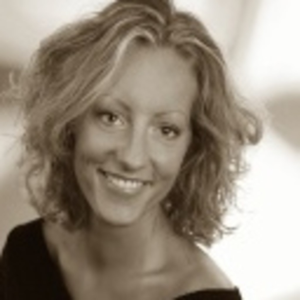 Dr. Esther Nübel - Research Scientist - Howard Hughes Medical Institute ...