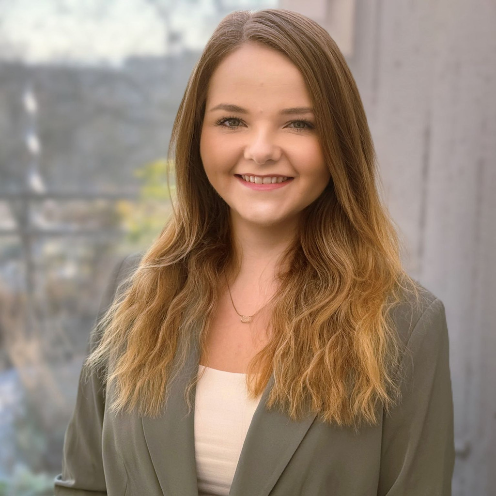 Lisa Heilemann - Produktmanagerin - Adam Riese GmbH (Digitalmarke der W ...