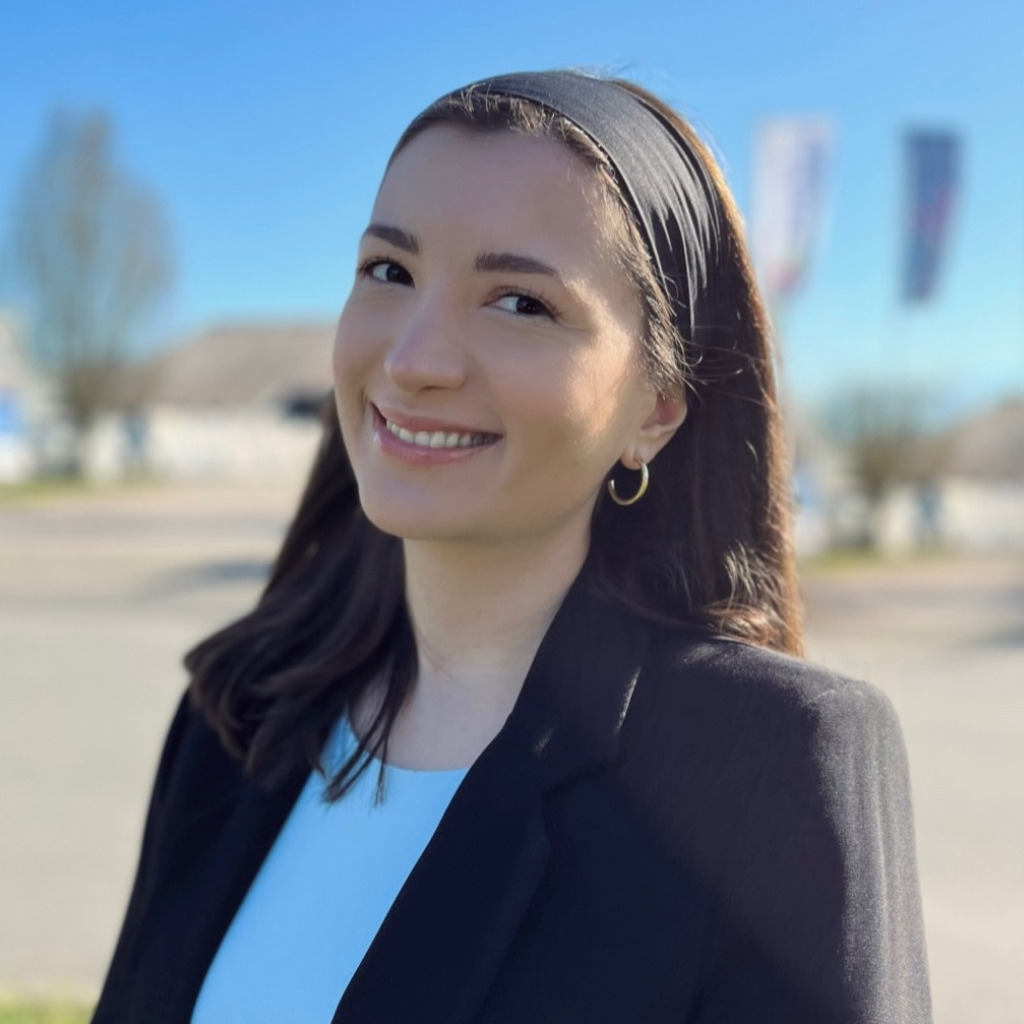 Anna Asatryan - Brand Consultant - Pahnke GmbH & Co. KG | XING