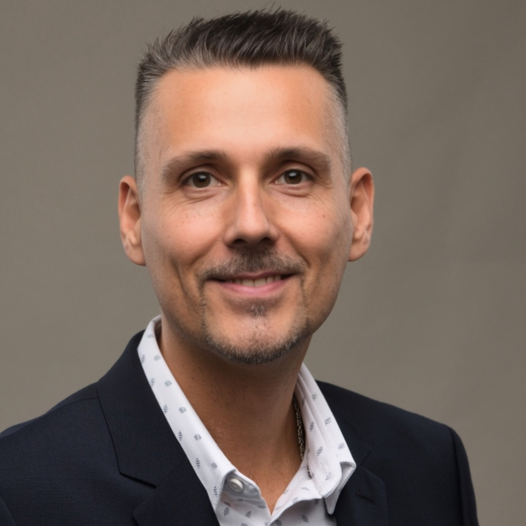 Sebastian Pahl - Pflegedirektor im Kollegialsystem - St. Joseph ...