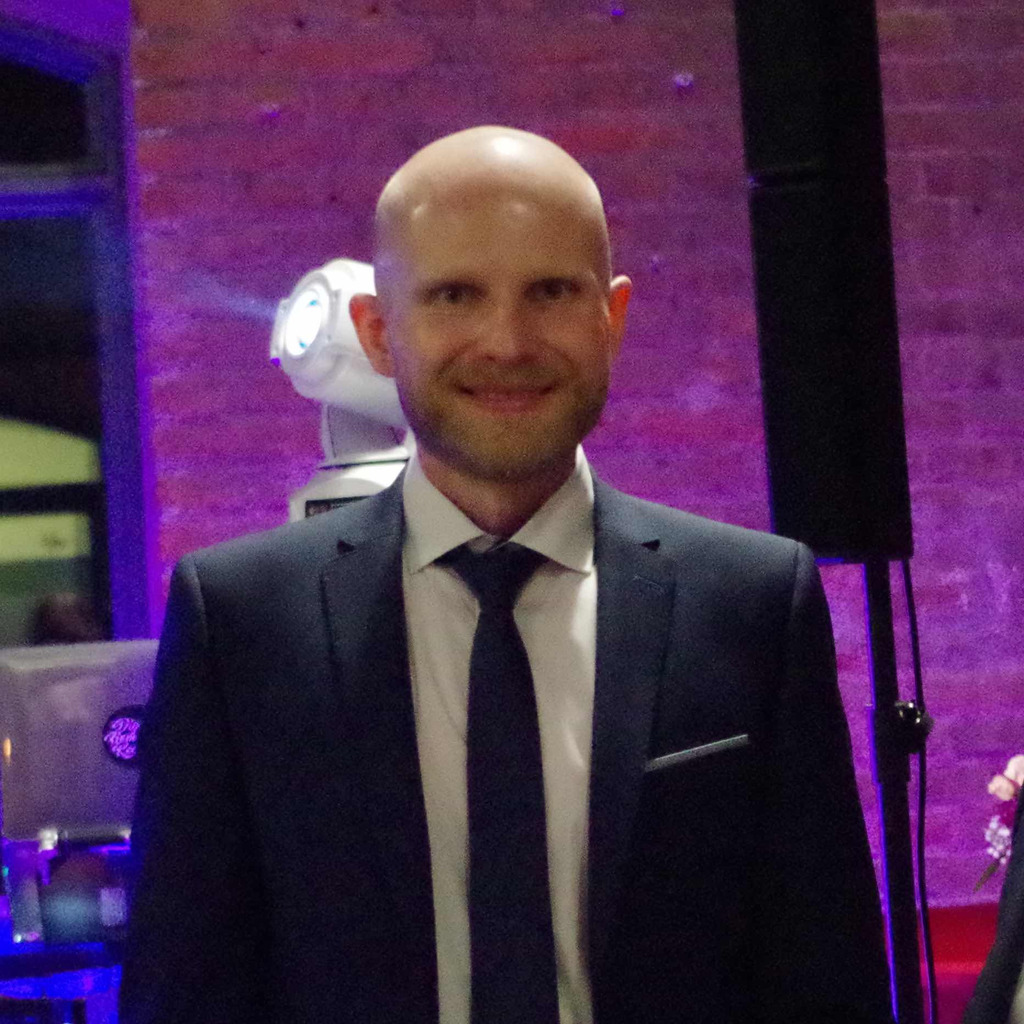 Markus Karl - Head of IT Applications Sales - Loh Services GmbH & Co ...