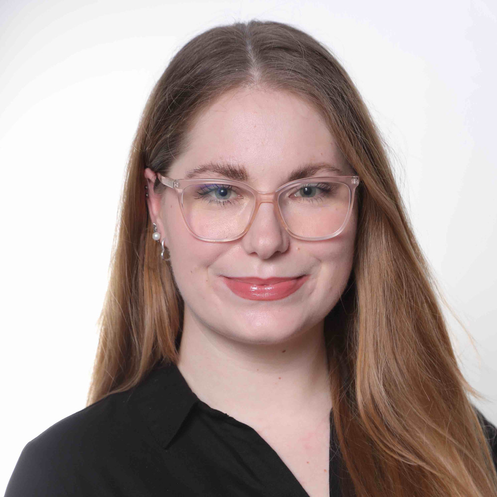 Lena Lüdeking - Werkstudentin HR - GfTD United | XING