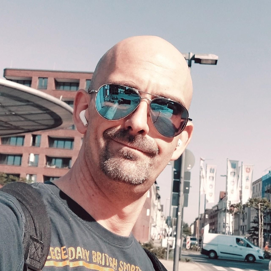 Mike Strube - Lagerwart/Captain - Picnic | XING