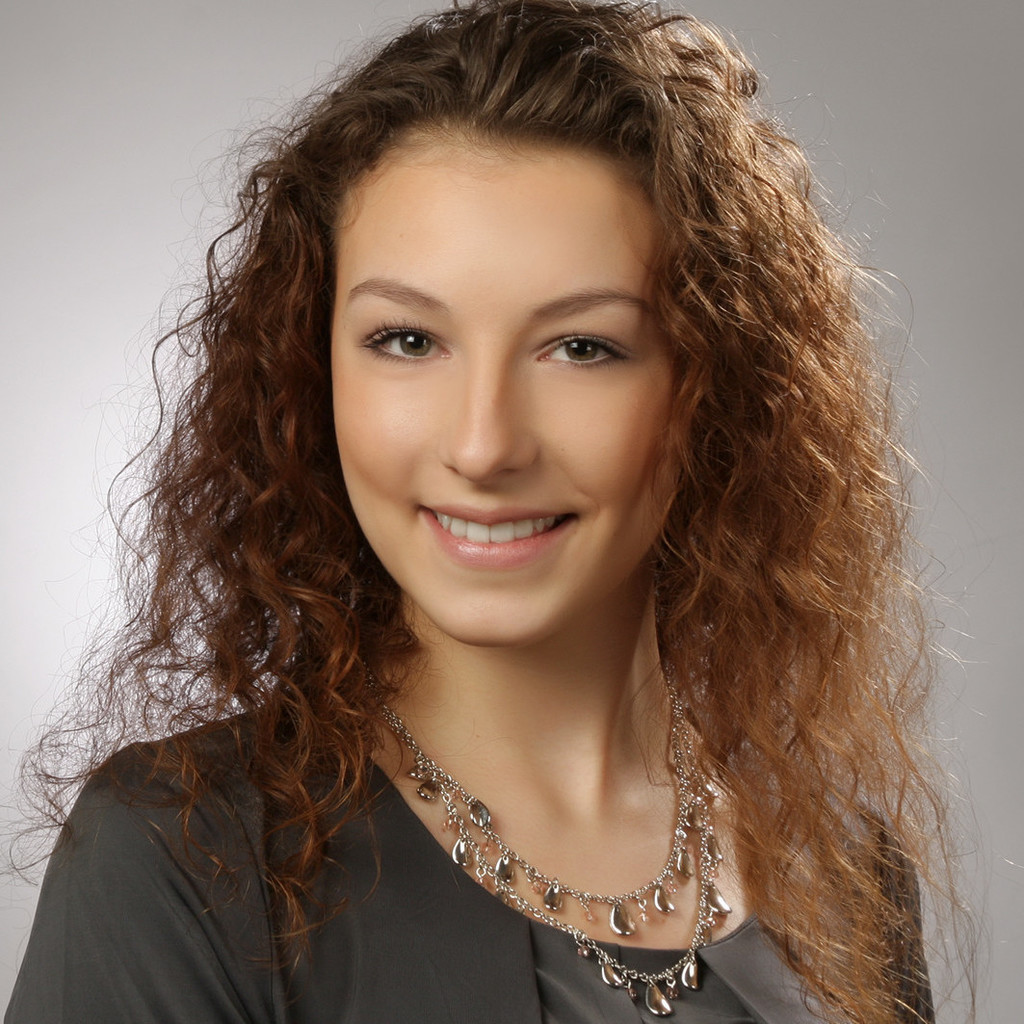 Jennifer Nowack - Teamleitung operativer Einkauf - Flottweg SE | XING