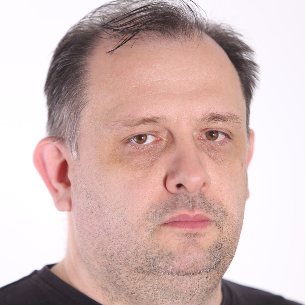 Edin Rovcanin's Instagram, Twitter & Facebook on IDCrawl