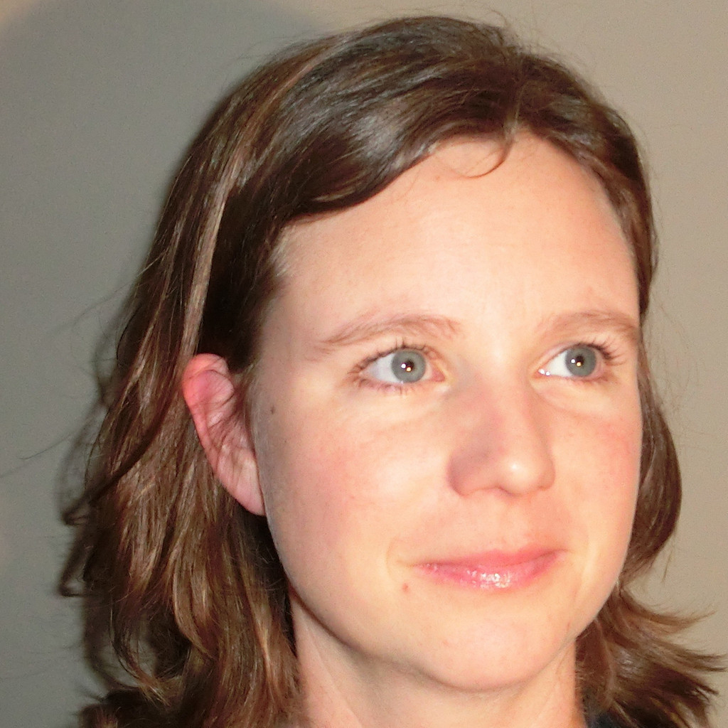 Eva Wimmer - Herausgeberin - www.diegoldenezeit-schrift.com - Das ...