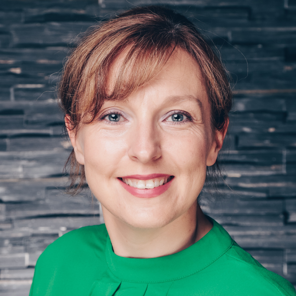 Tina Hantel - Senior Manager Internal Services - Centralis Immobilien ...