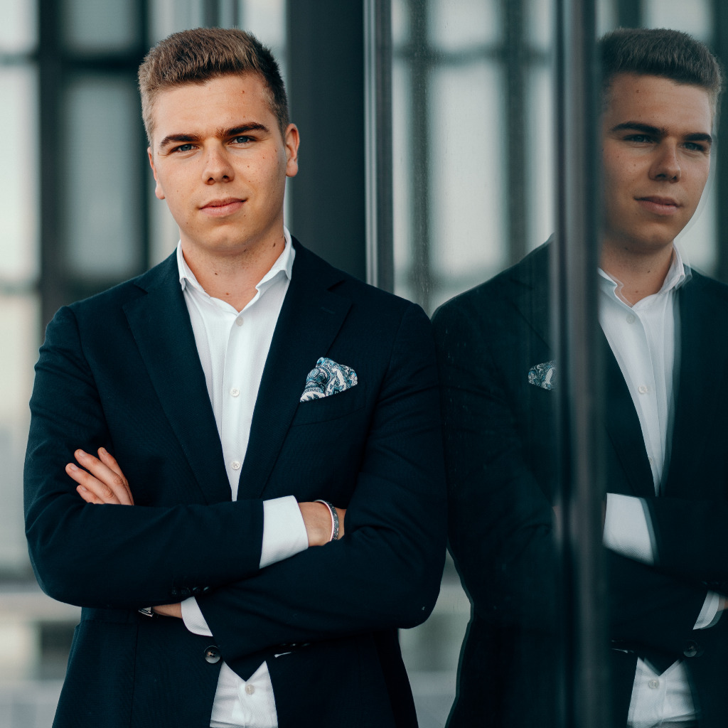 Anthony Filipiak - Geschäftsführer - Intellywave | XING