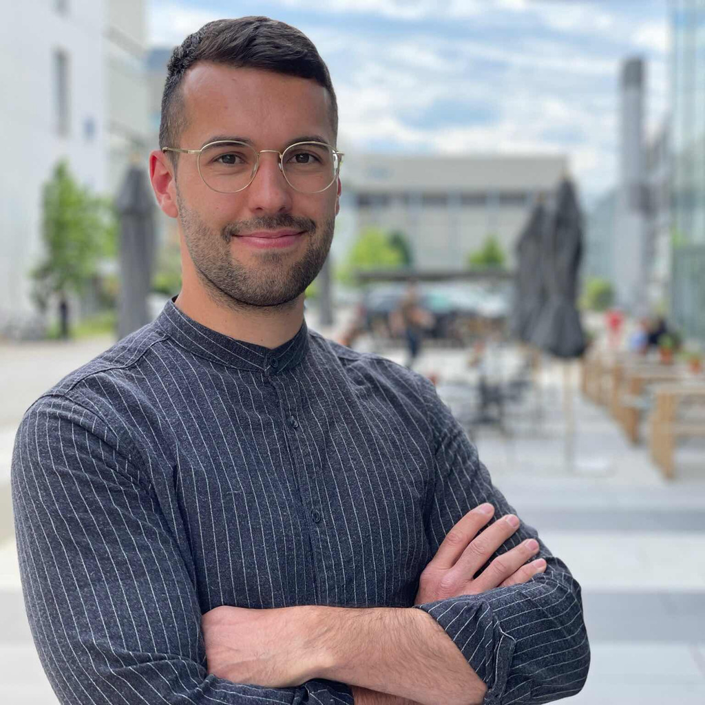 Michael Bezler - Innovationsmanagement - Hochschule Esslingen | XING