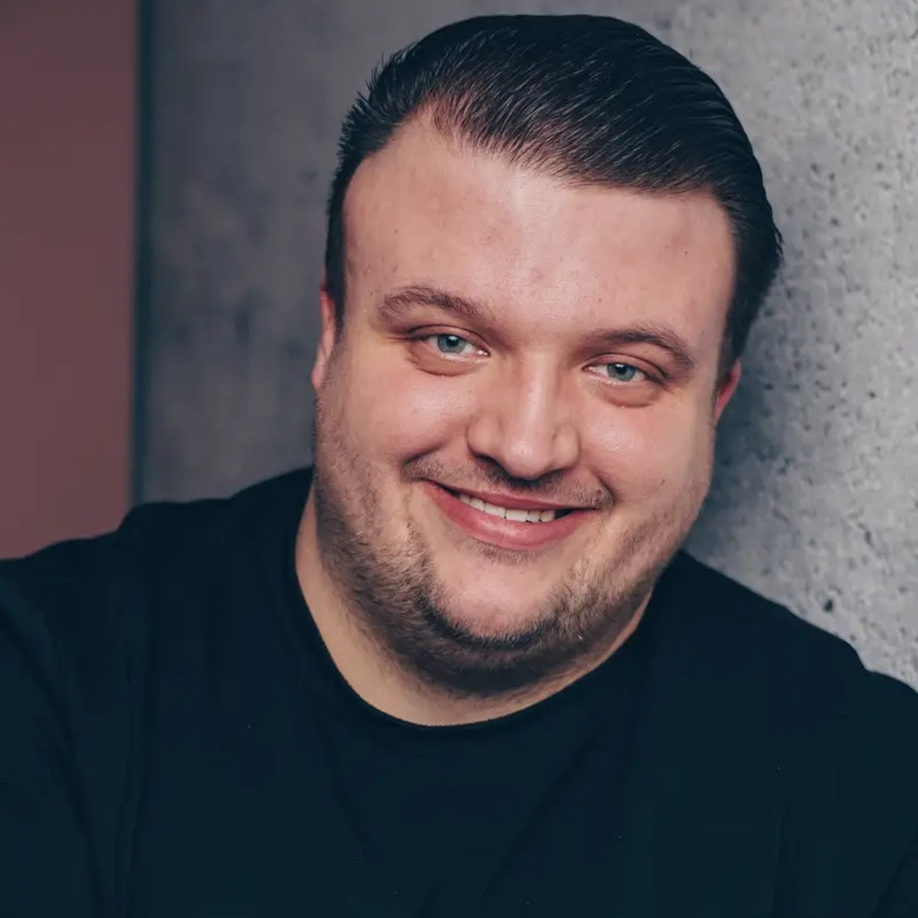 Dennis Pegelow - Maler und Lackierer - Deipenbrock und Wittrin | XING