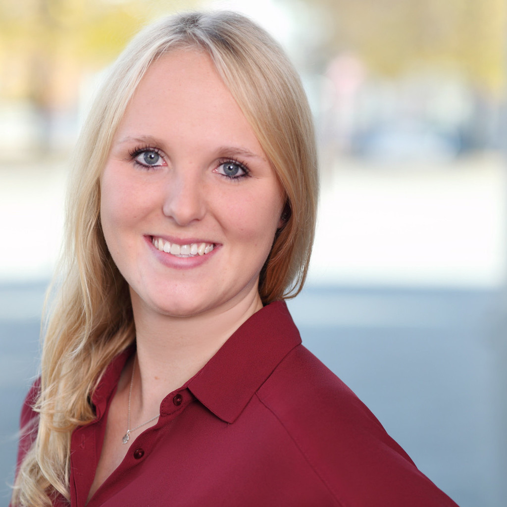 Sarah Fröhlich - MSc Purchasing and Supply Chain Management - Robert ...