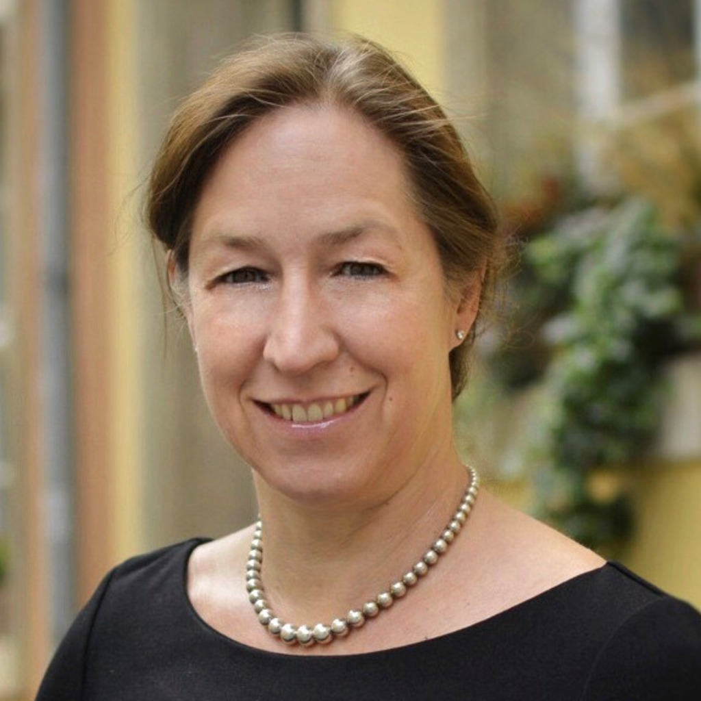 Claudia Simon - Abteilungsleiterin und Mittelstandsbeauftragte - Nds ...