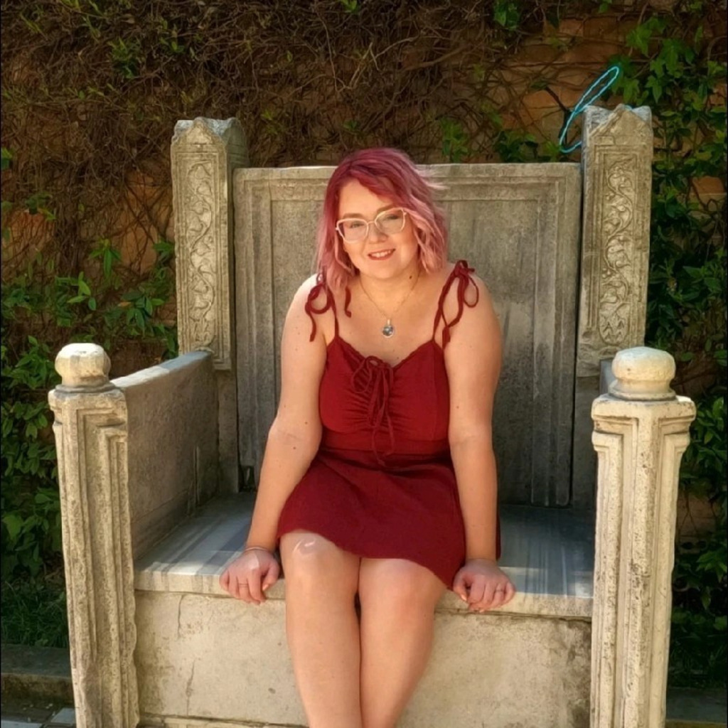 Alexandra Davison - Co-Founder - Ooshka Bar | XING