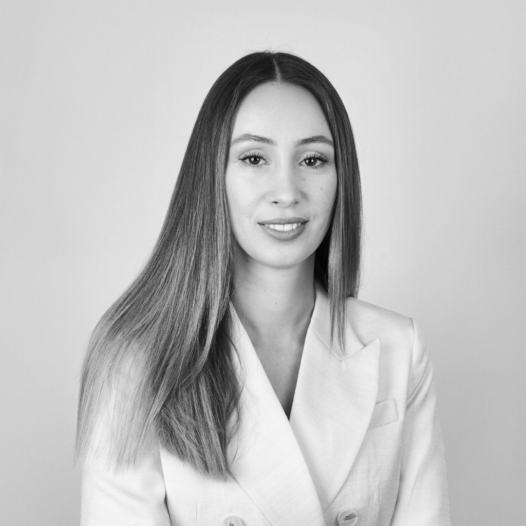 Iris Luniku - Projektmanagerin Digitalisierung | Smart City - Landkreis ...