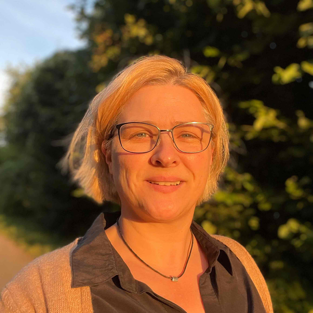 Jessica Mewes - Physiotherapeutin - Praxen in Frankfurt | XING