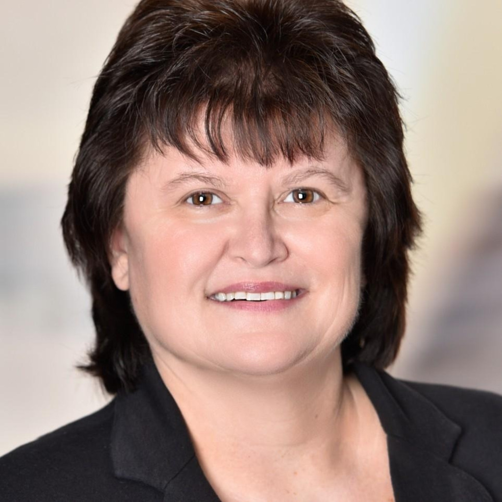 Regina Weiss - Finanzbuchhalterin - AURELIUS Wachstumskapital SE & Co ...