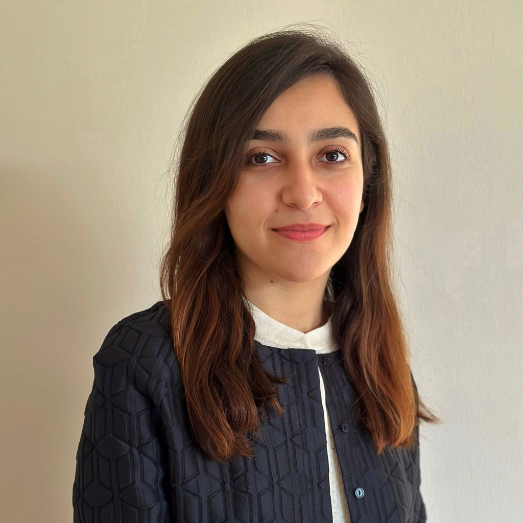 sara kasraee: Ausbildung und Berufserfahrung | XING