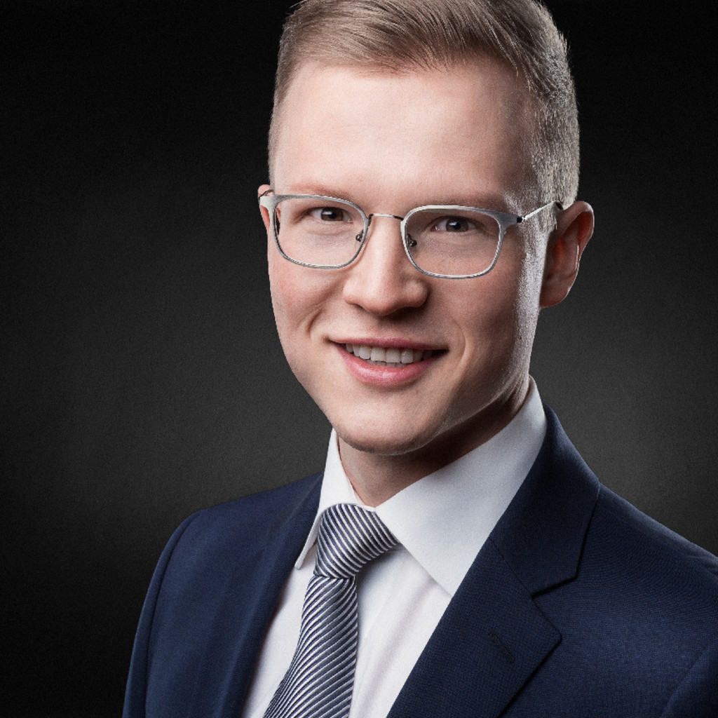 Thomas Schöniger - (Syndikus-)Steuerberater - DekaBank Deutsche ...