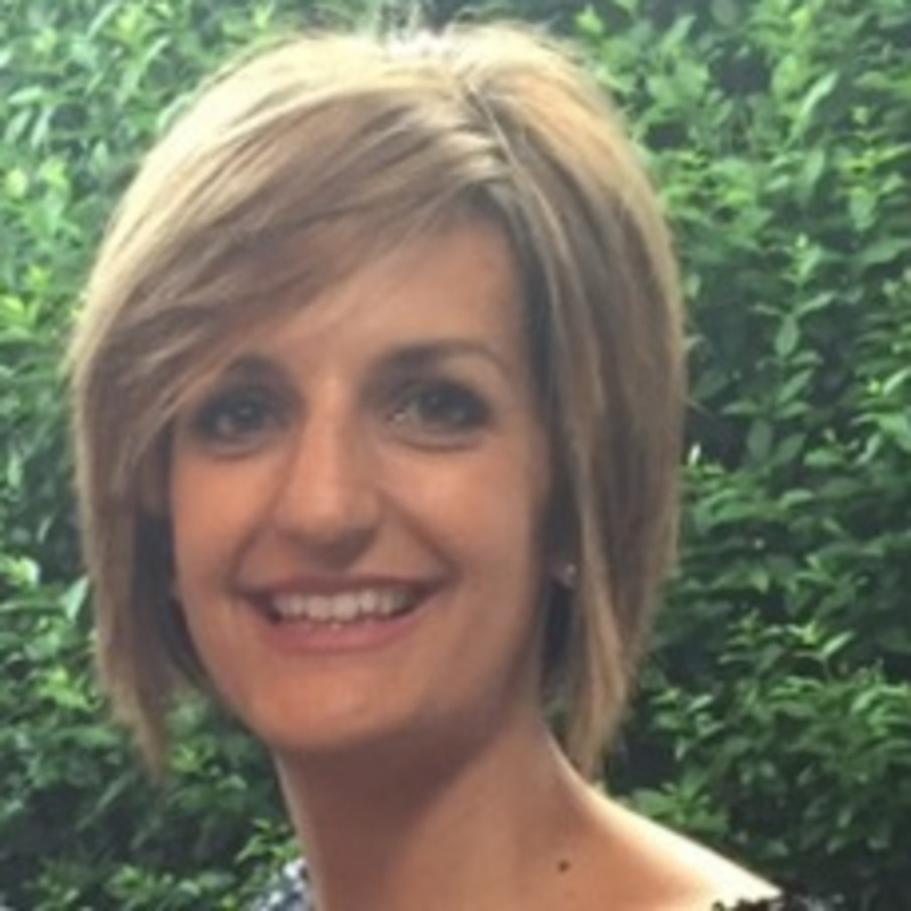 VIOLETA ALBIZUA JUEZ - DIRECTOR RR.HH. - AUTOBUSES RÍO IRATI, S.A. | XING