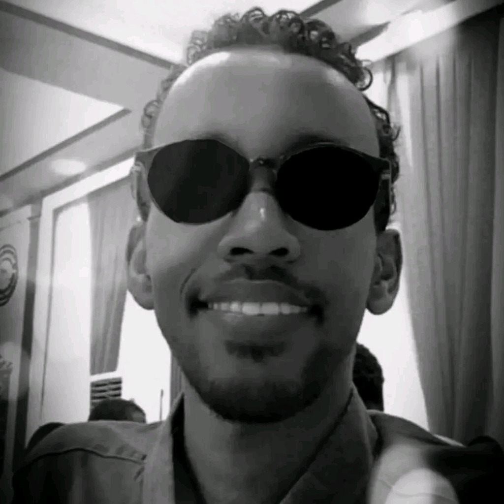 ABDIRAZAK GARAD - Geography teacher - Farah Yusuf Elmi | XING