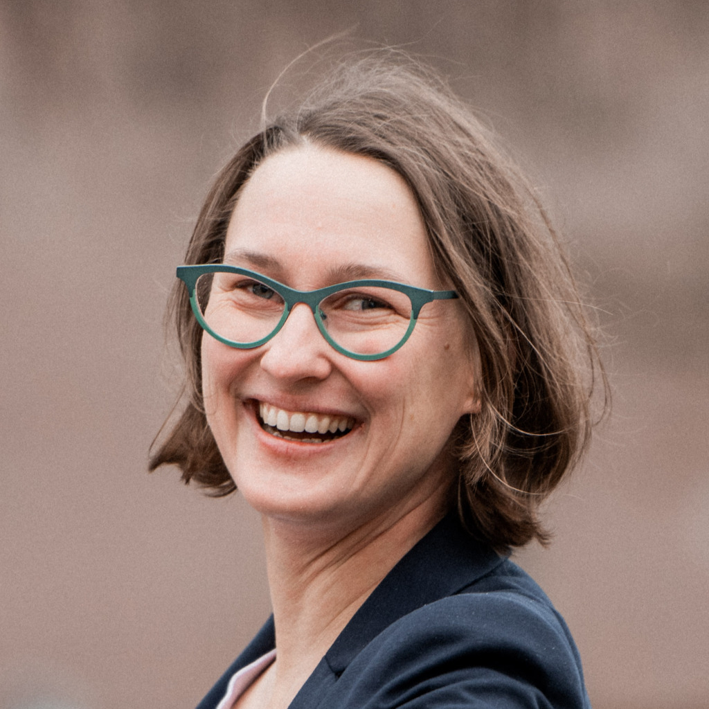 Eva Maria Lischka: Ausbildung und Berufserfahrung | XING