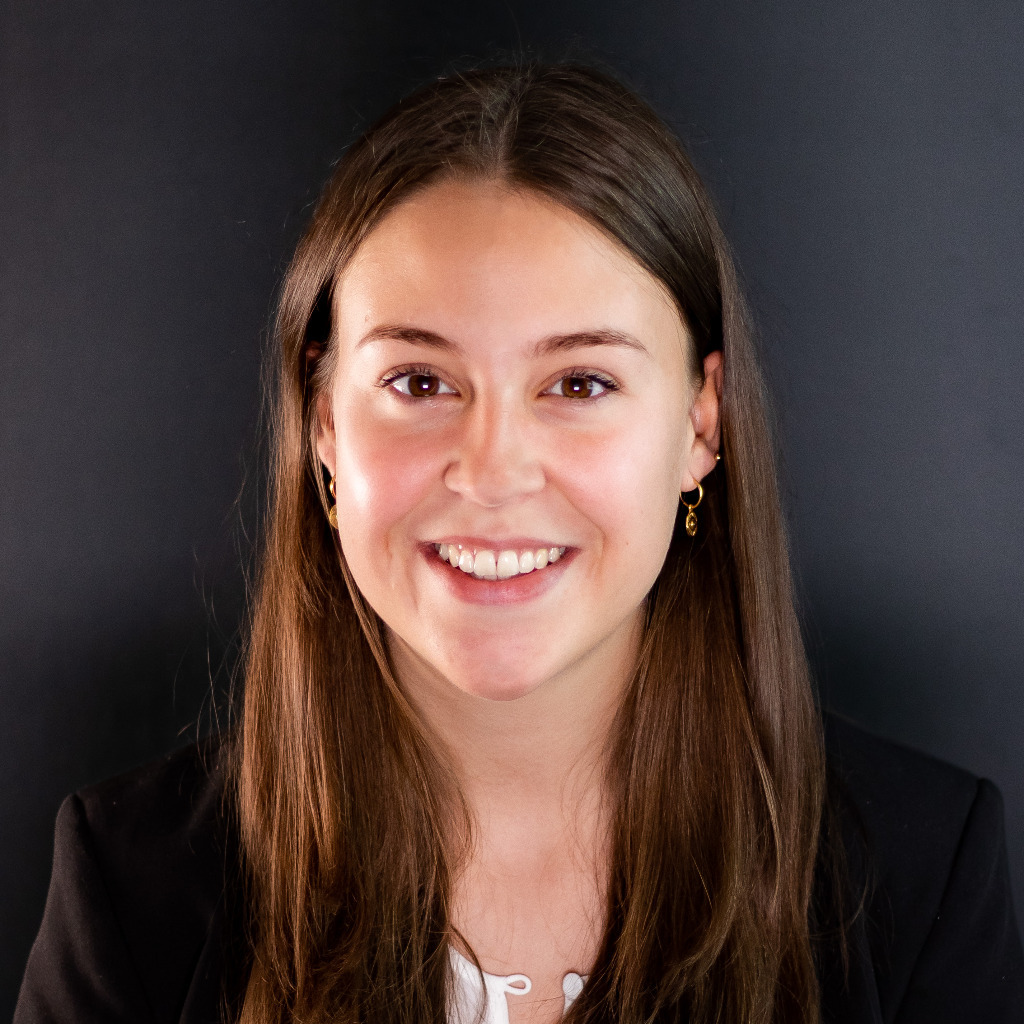 Helen Floor - Mediengestalter Digital und Print - bbg bitbase group ...