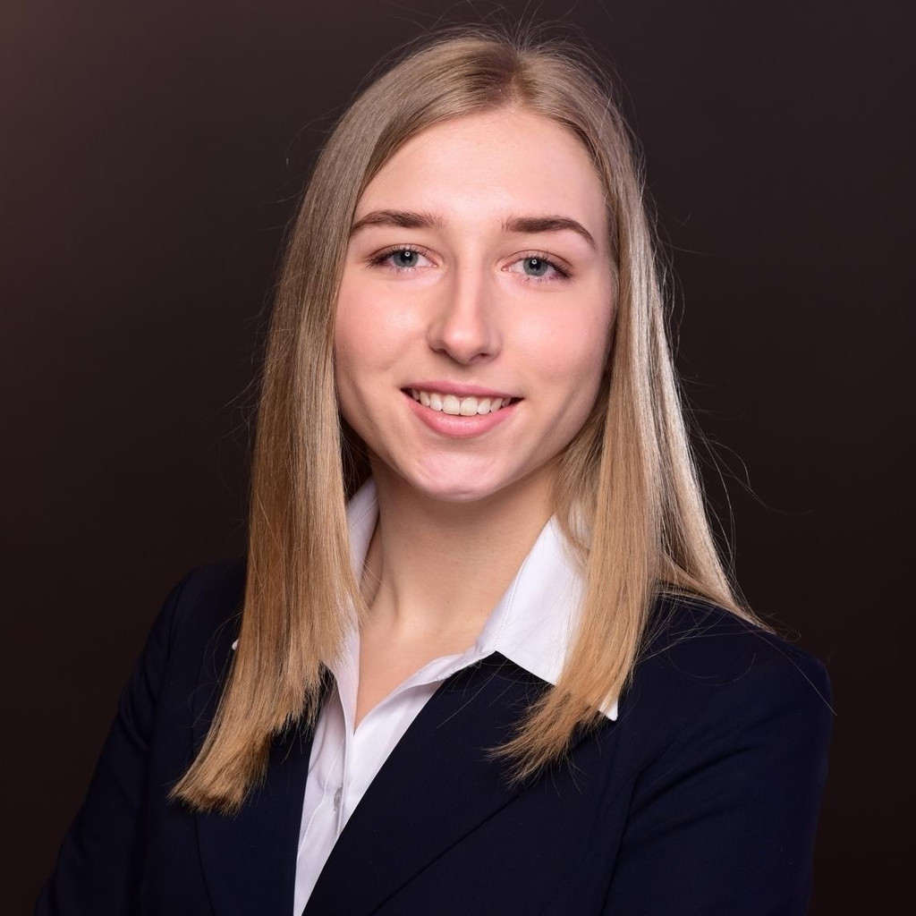 Jessica Frost - Wettbewerbsanalystin mit Schwerpunkt Ökotrophologie ...