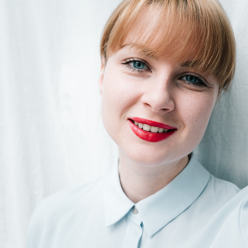 Isabelle Paul's Instagram, Twitter & Facebook on IDCrawl