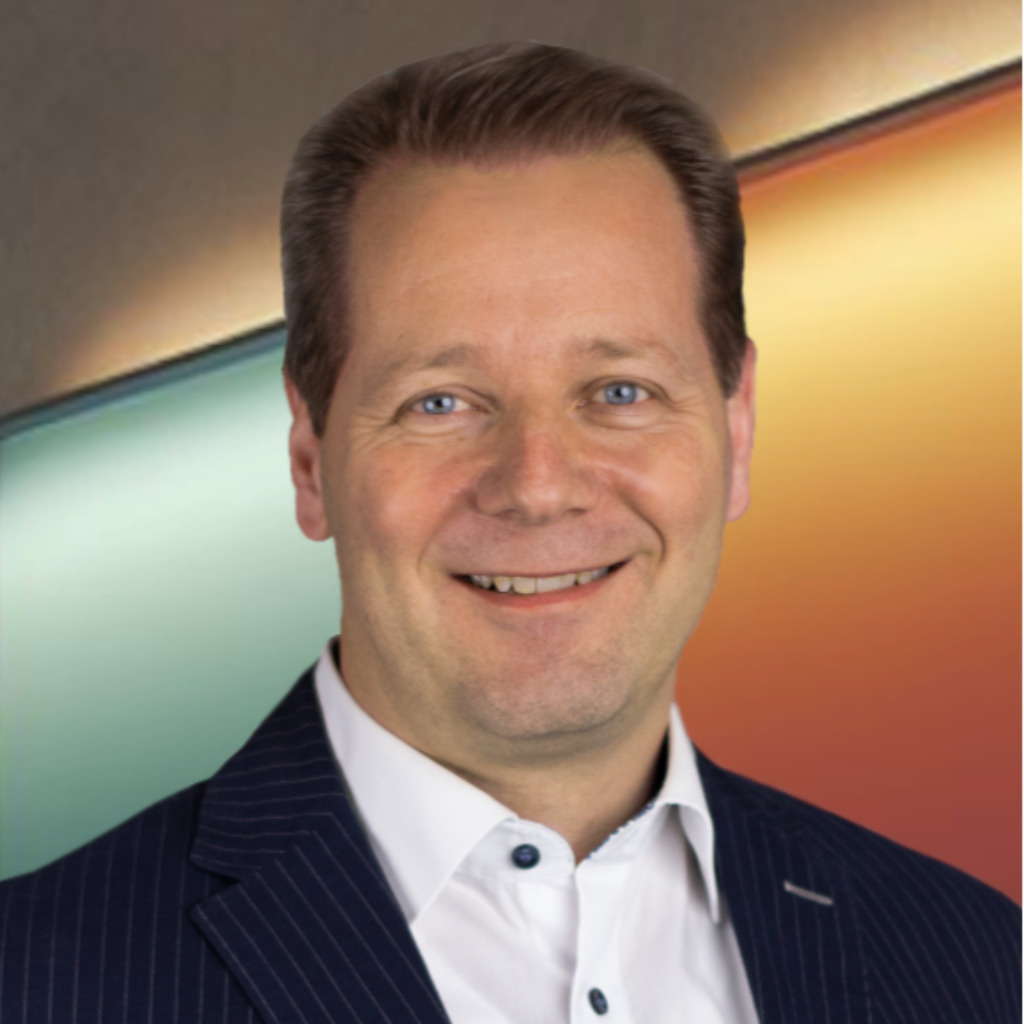 Florian Niffeler - Geschäftsführer - STAPES GmbH | XING