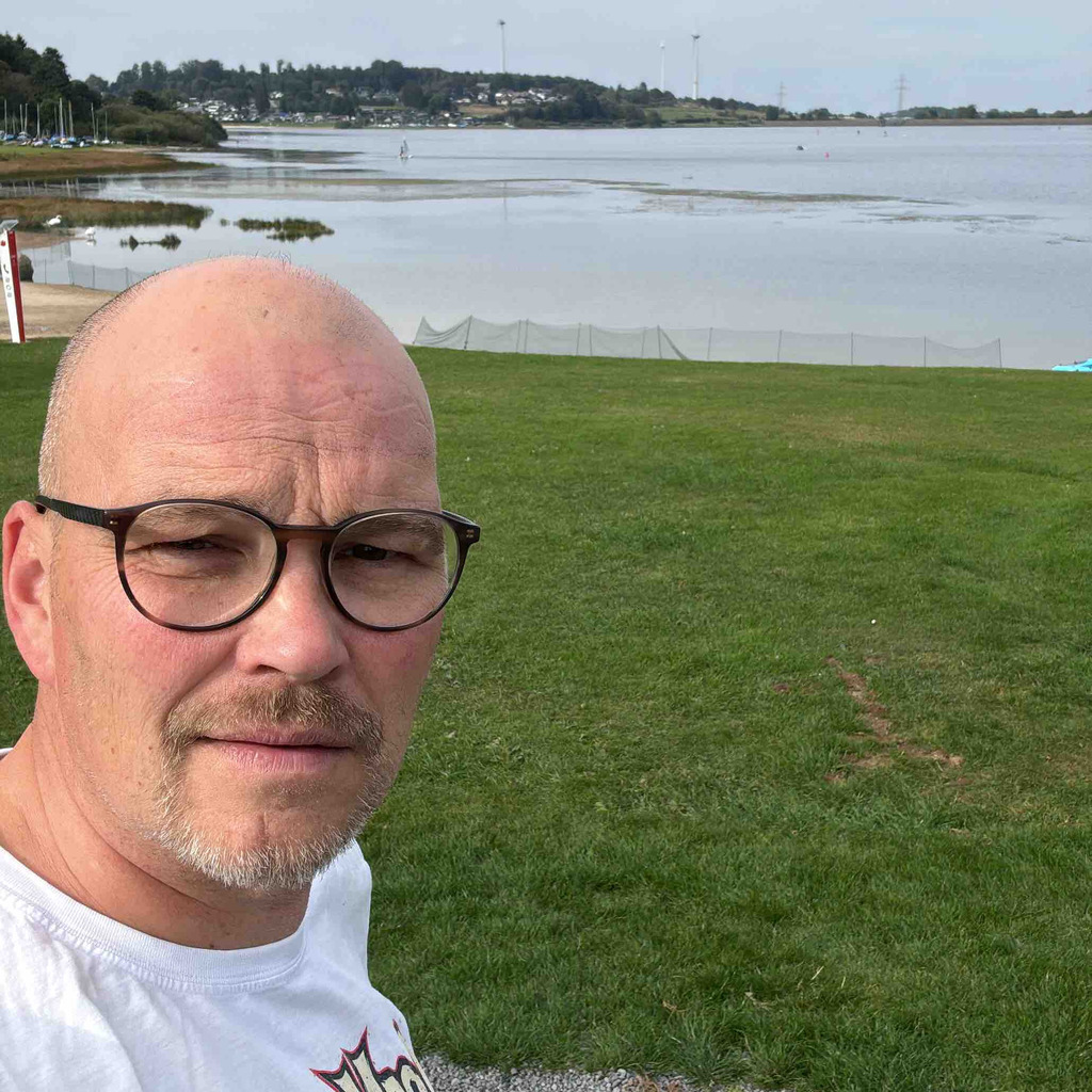 Lars Fischer - Zertifizierter Serviceberater - Autobach Unternehmensgruppe | XING