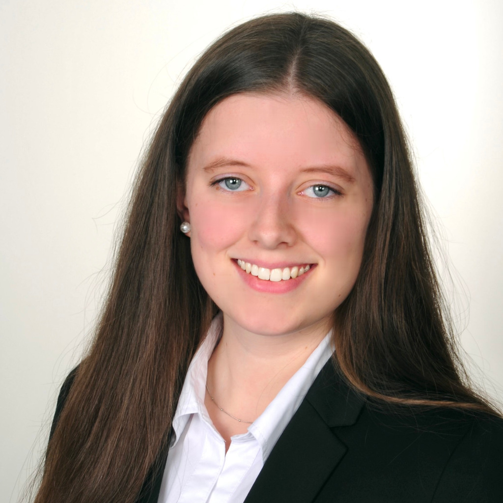 Fabienne Weber - Praktikantin - DO IT! GmbH / Member of Omnicom Network ...