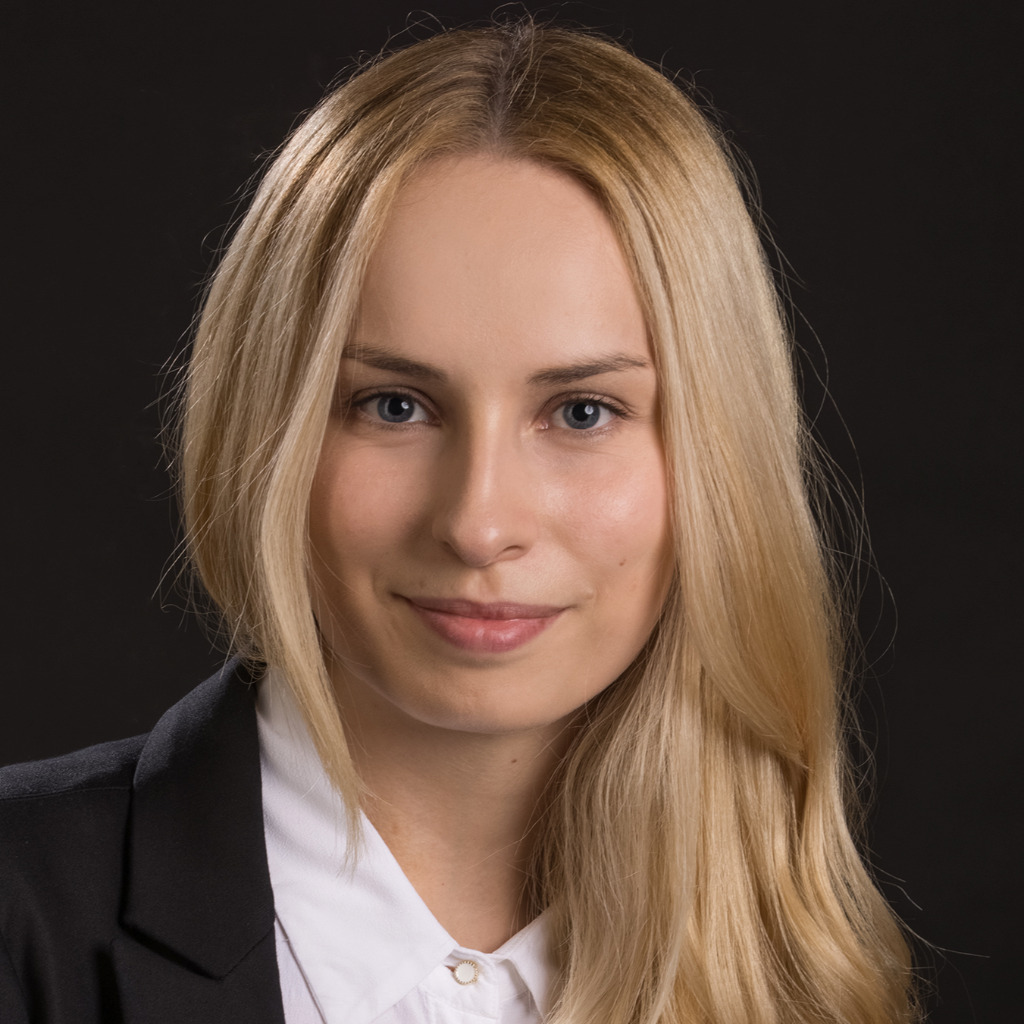 Victoria Steinhoff - Head of HR - move UP Gesellschaft für ...