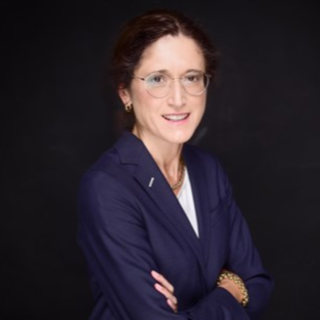 Dr. Claudia Veh - Partnerin - Deloitte | XING