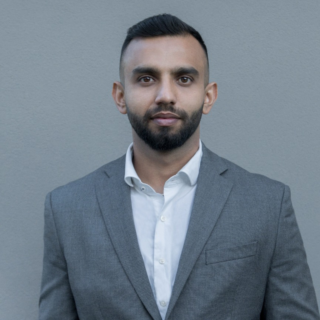 Malik Abdullah Mazhar - Account Manager Public Services - RED - Der ...