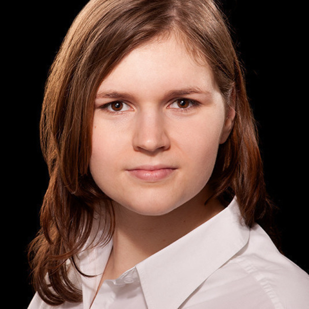 Anne Bauer aus Hamburg in der Personensuche von Das Telefonbuch