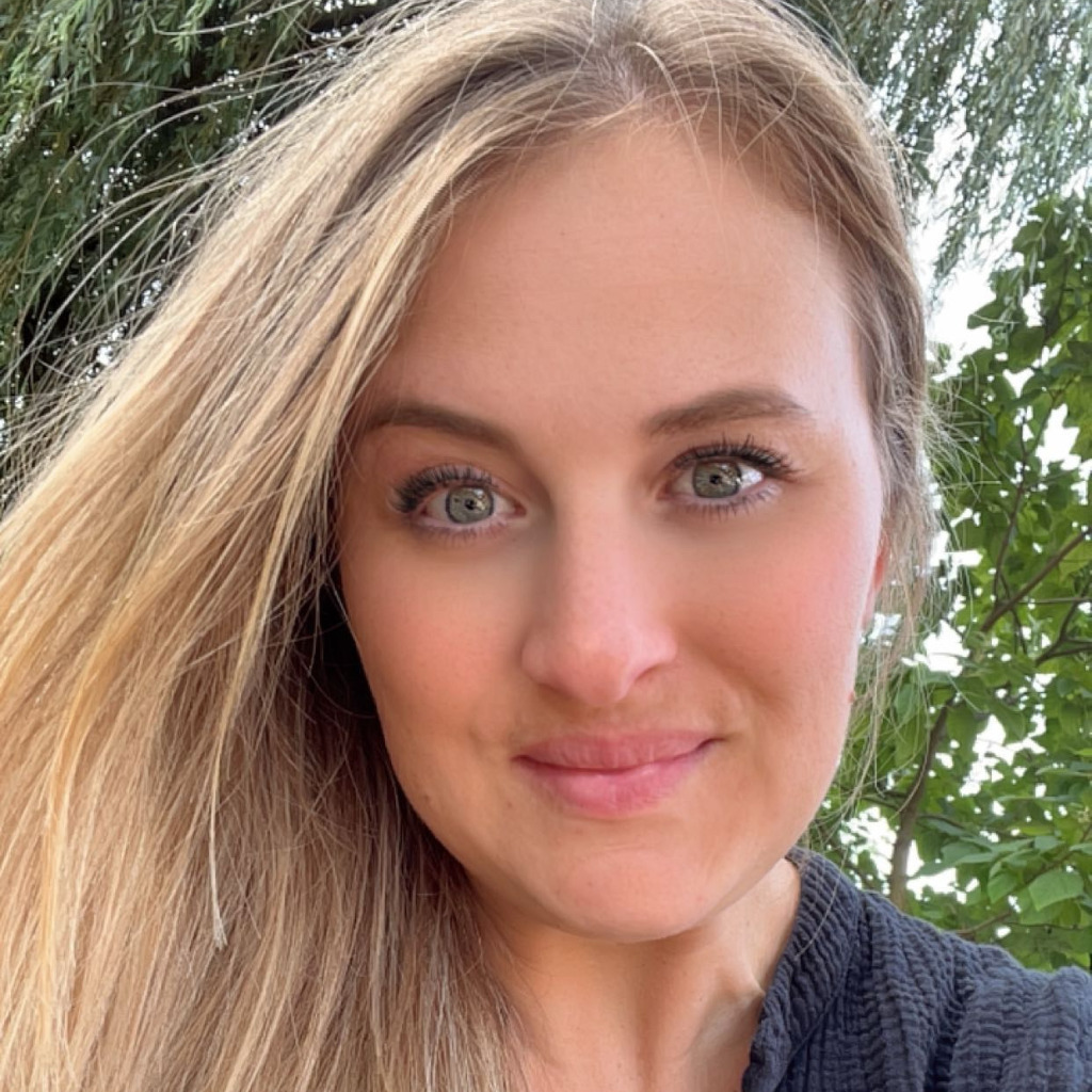 Marina Ramsauer - Empfangskraft - Zahnarztpraxis Pahl | XING