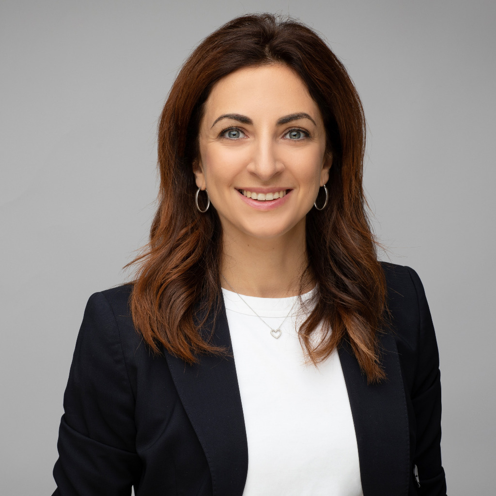 Elena Dehnert-Karapetyan - Senior Transaction Manager / Global Occupier ...