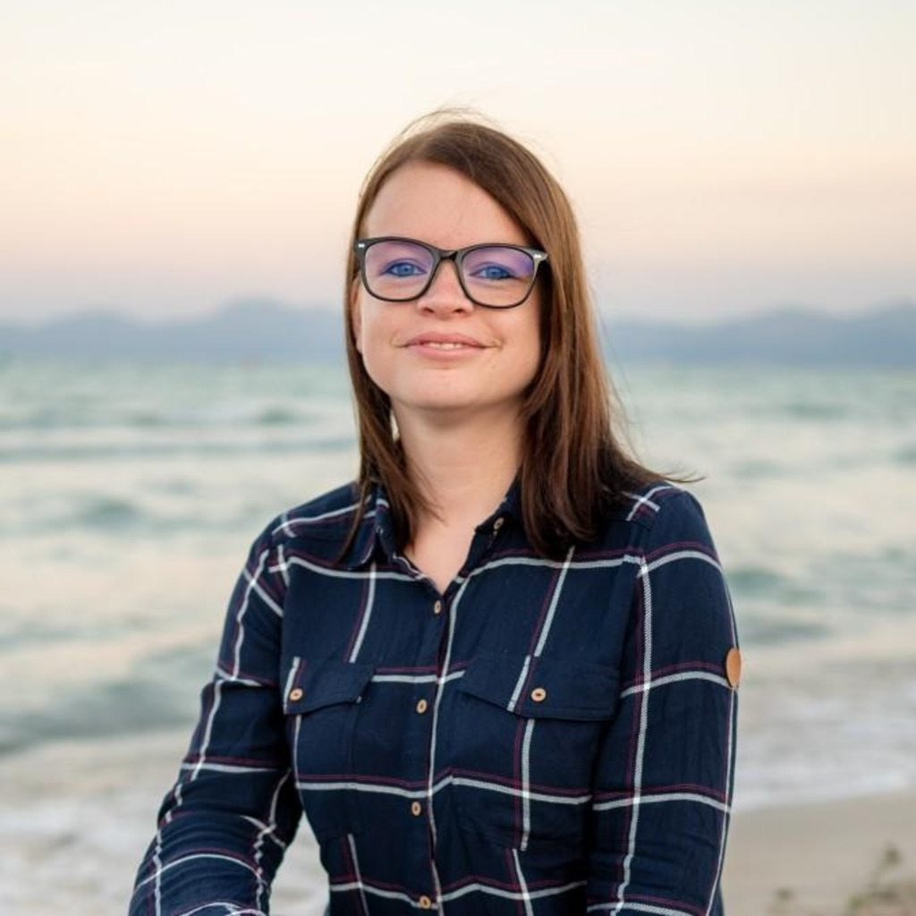 Vivien Buder - Fachbereichsleiterin AEMP - Diakonissenkrankenhaus ...