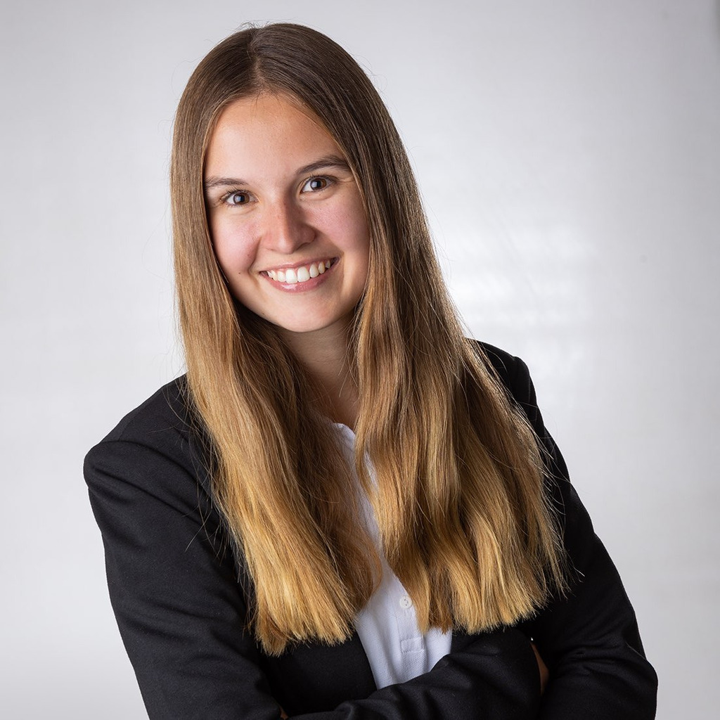 Lilli Reiter - Controllerin - Dorfner Gruppe | XING