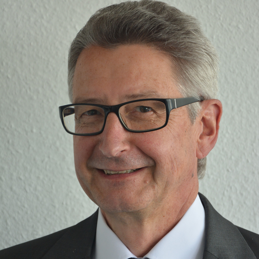 Hans-Peter Erath - Experte für Beleuchtungslösungen - Herbert Waldmann ...