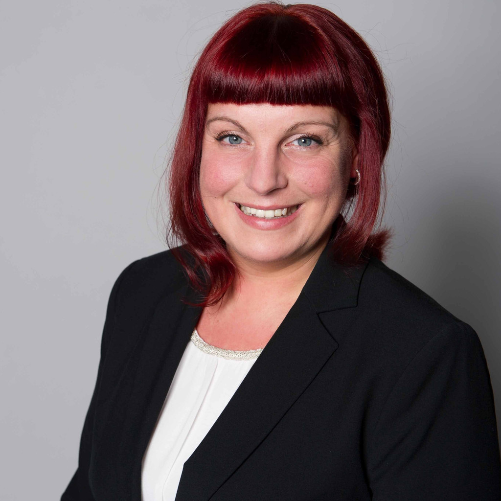 Dr. Sarah Herzog - Qualitätsmanager - Grundhöfer GmbH | XING