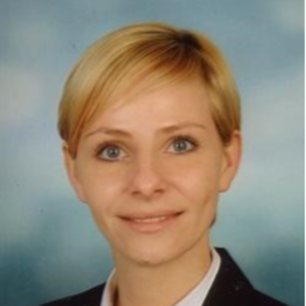 Franziska Wolf - Office Managerin - Agentur für Innovation in der ...