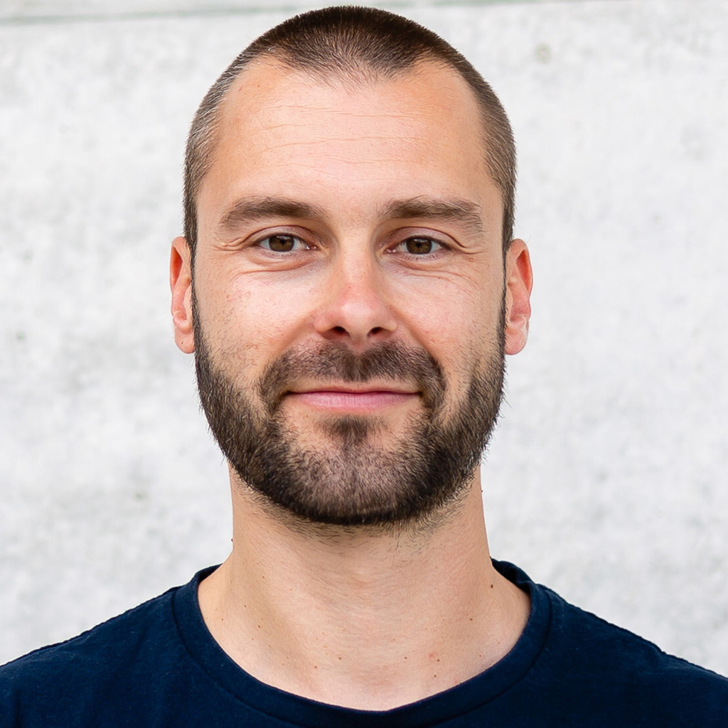 Oliver Becker - Filmemacher - weTellmedia | XING