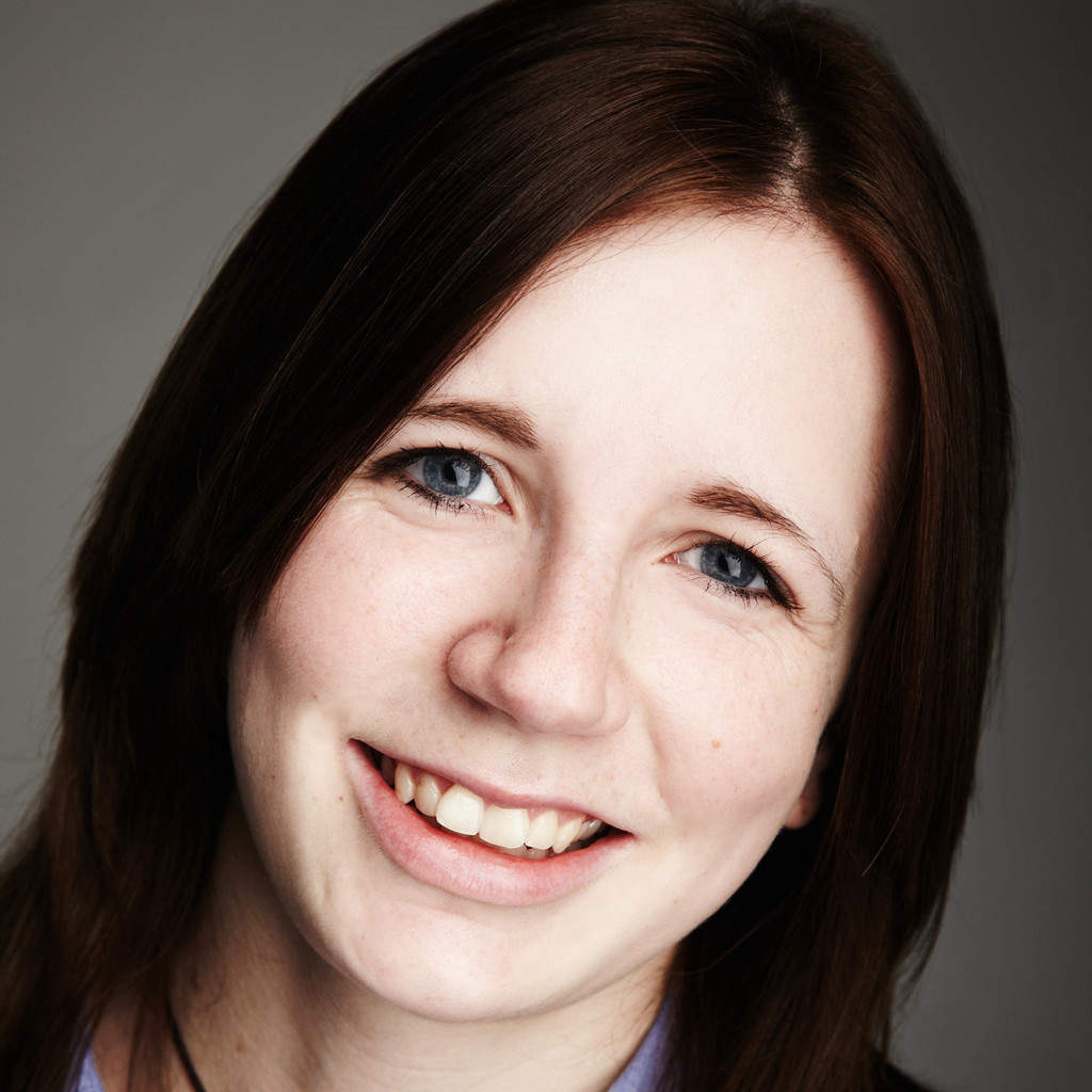 Lisa Dahm's Instagram, Twitter & Facebook on IDCrawl