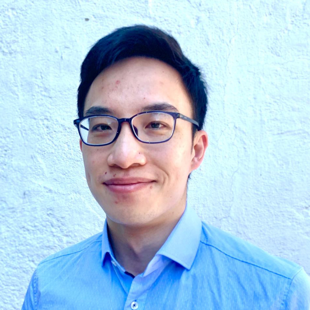 Jonathan Low: Ausbildung und Berufserfahrung | XING