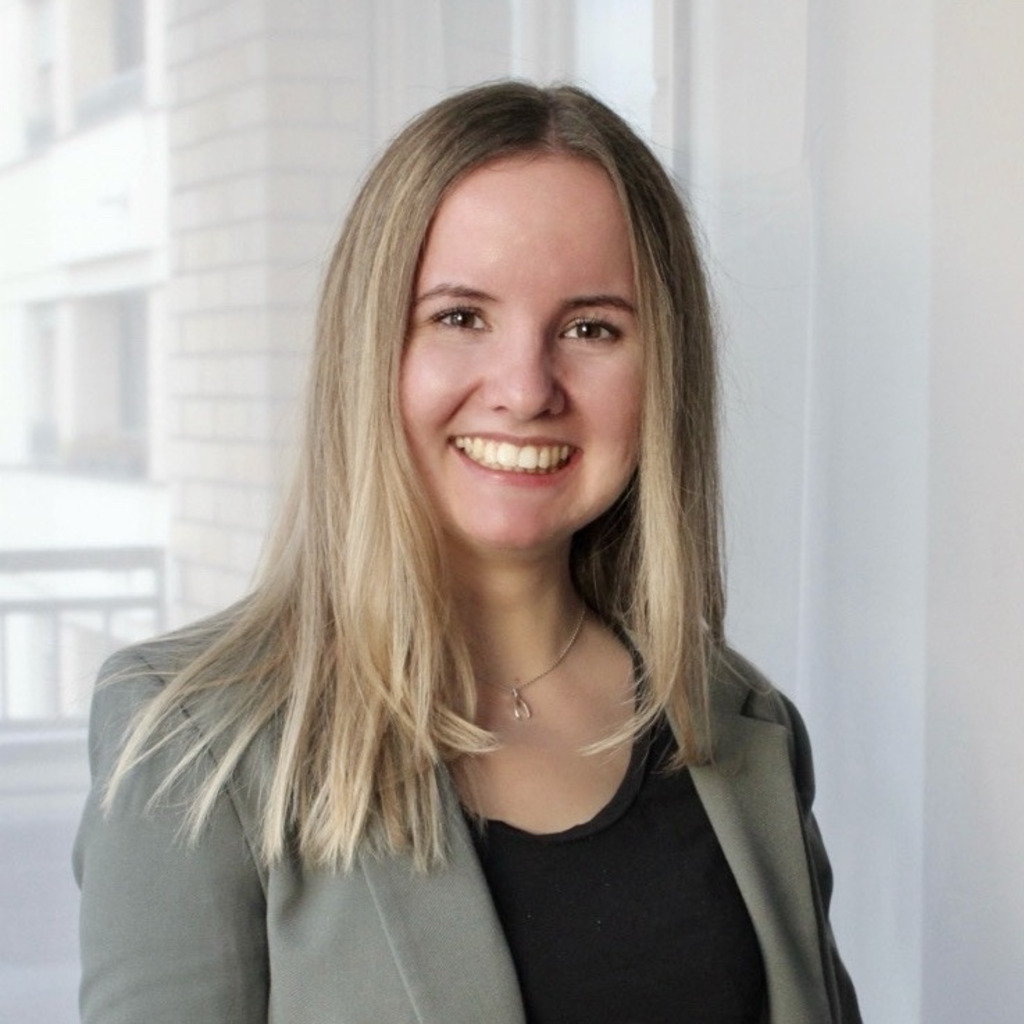 Leonie Albrecht - Fachreferentin im Filialvertrieb - enviaM-Gruppe | XING