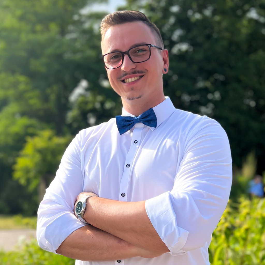 Daniel Sauer - Expert IT Solution Architecture M365 - Exyte Management ...