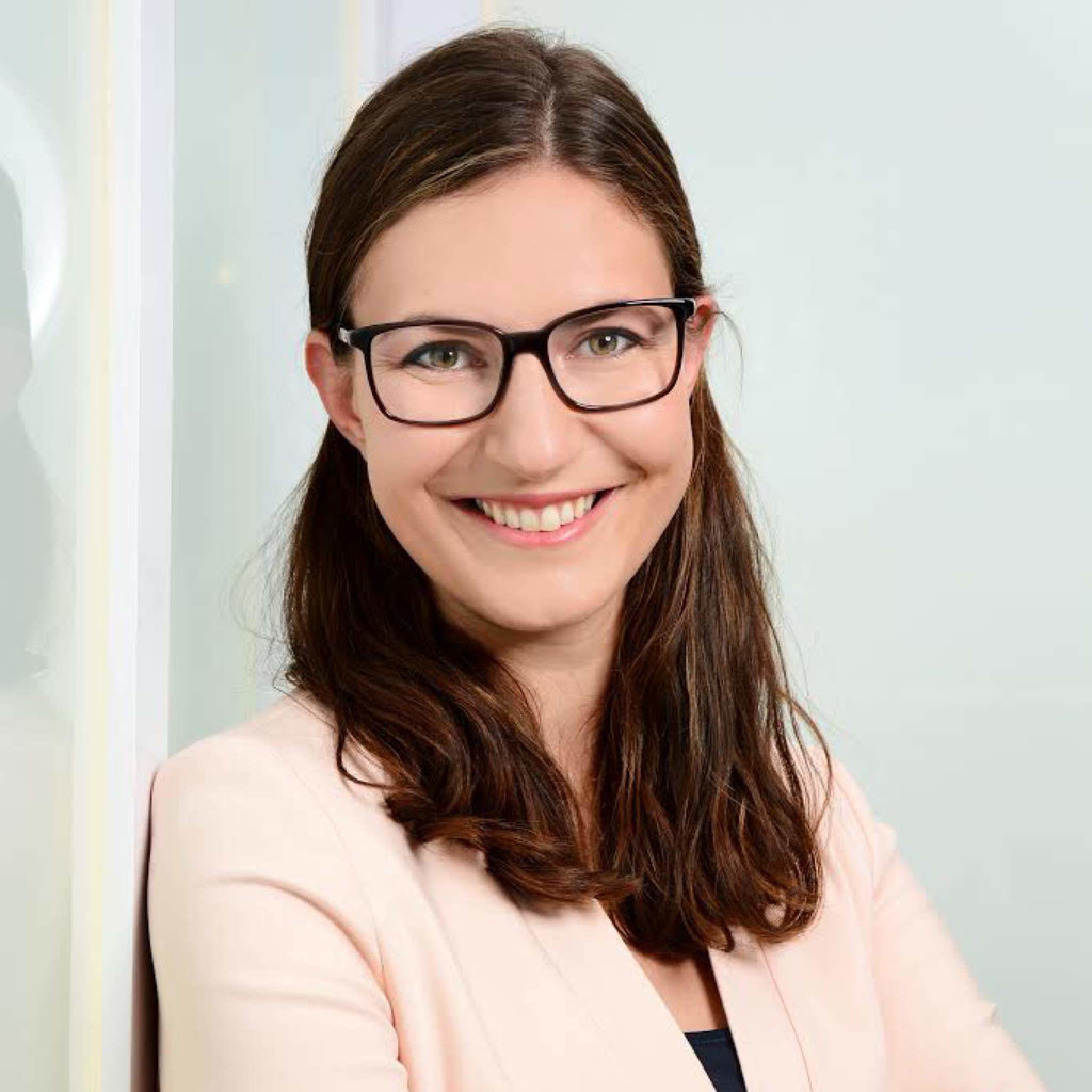 Anna Gruber - IT Communications Manager - Vitesco Technologies ...