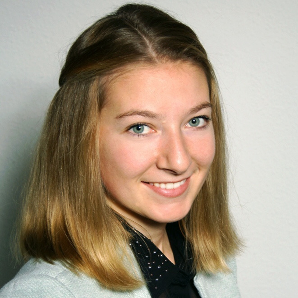 Laura Brost - Gesundheits- und Kinderkrankenpflegerin, Mitarbeiterin im ...